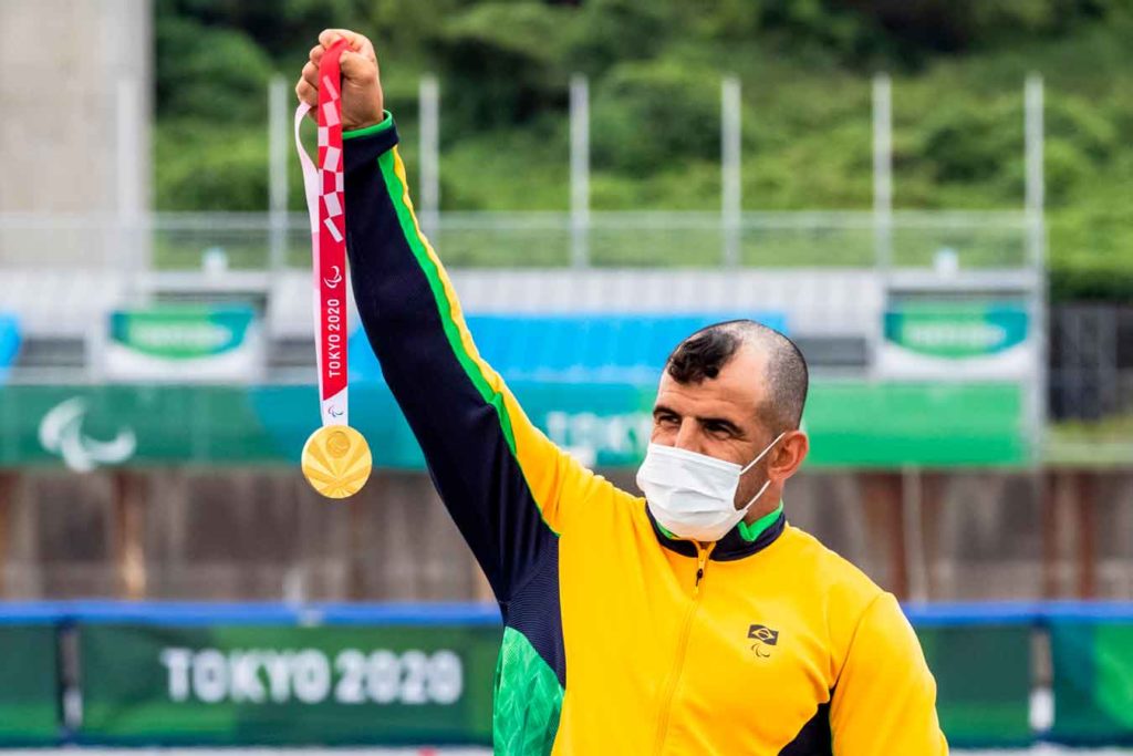 Gigante, Fernando Rufino faz melhor tempo da história e conquista ...